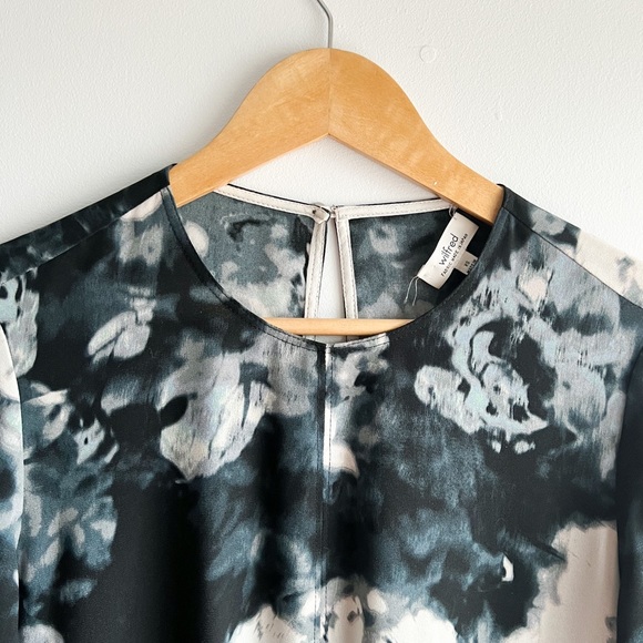 Aritzia | Dresses | Aritzia Wilfred Abstract Floral Shift Dress | Poshmark
